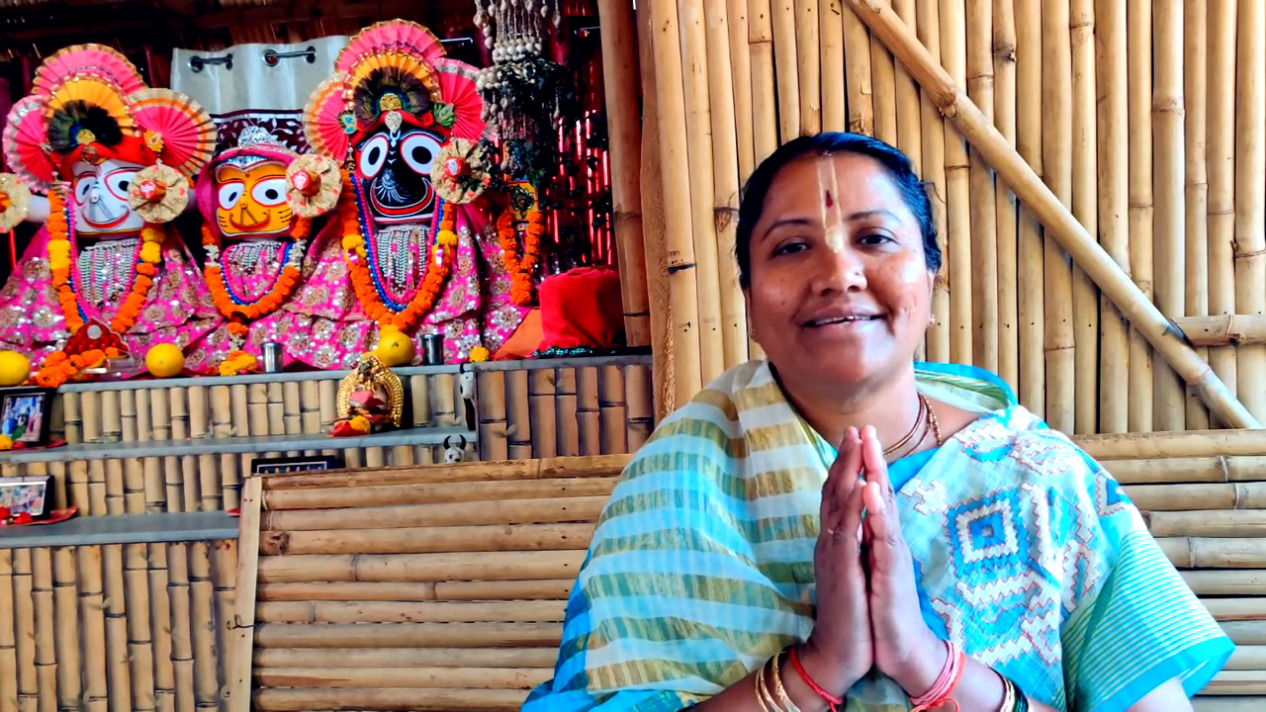 Narayani Devi Dasi (GKG) speaks on Female Diksha Gurus - Akincana Gocara